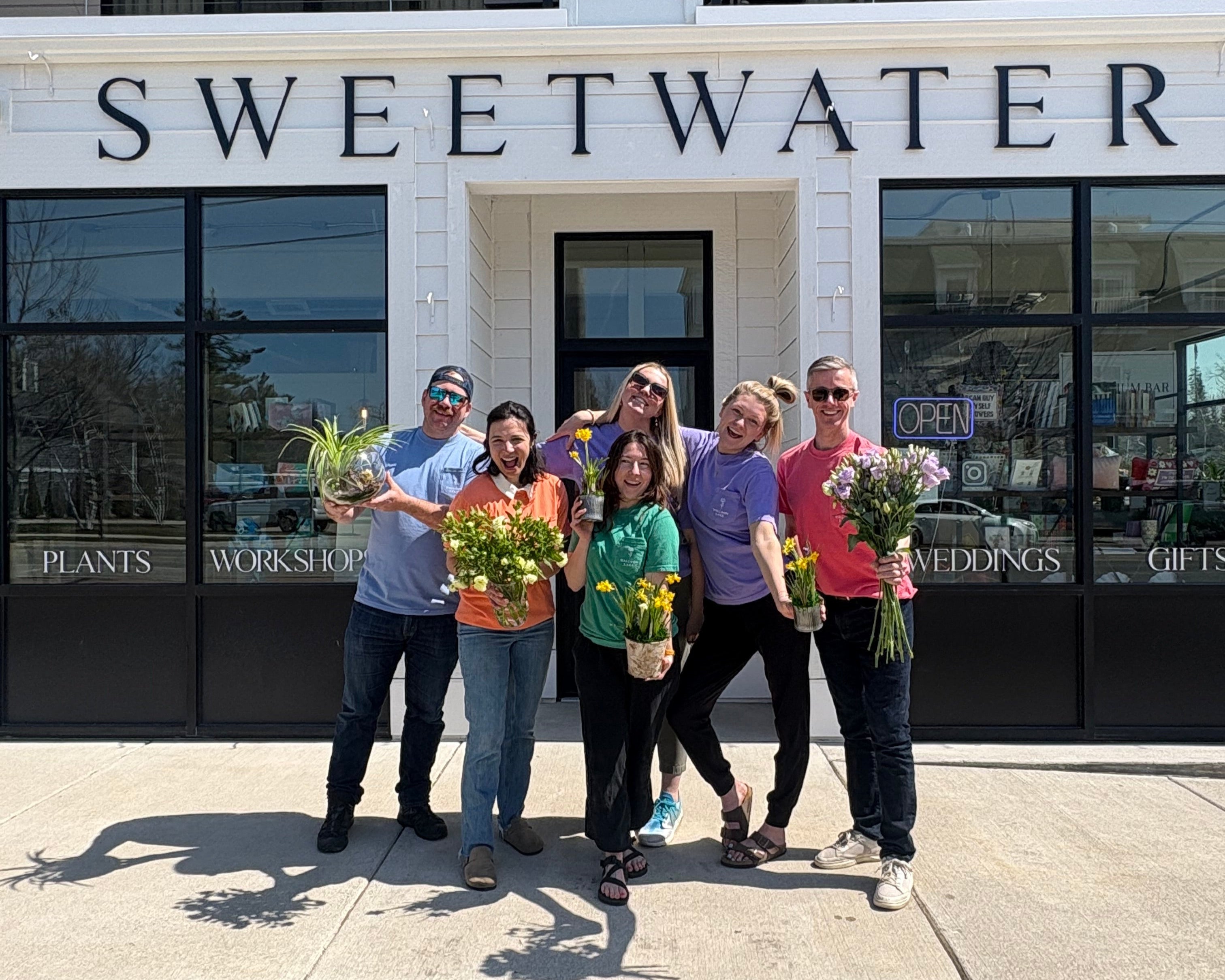 Walloon Cosmo Pocket Tee's – Sweetwater Floral